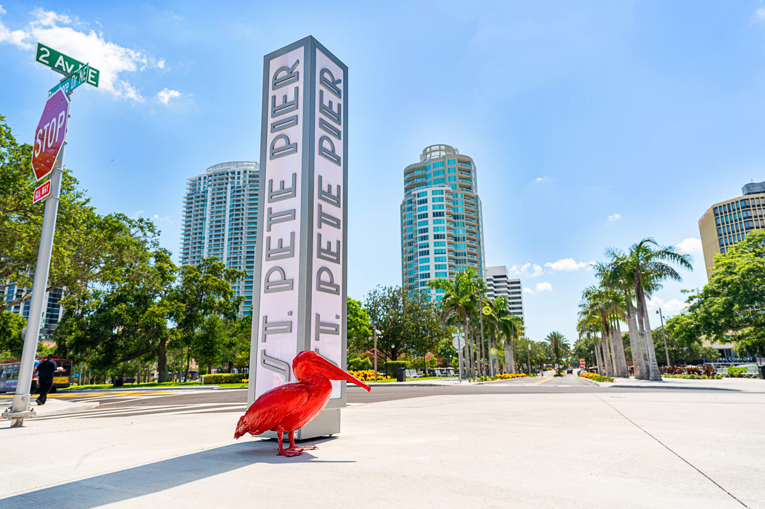 Signage Design – api(+)